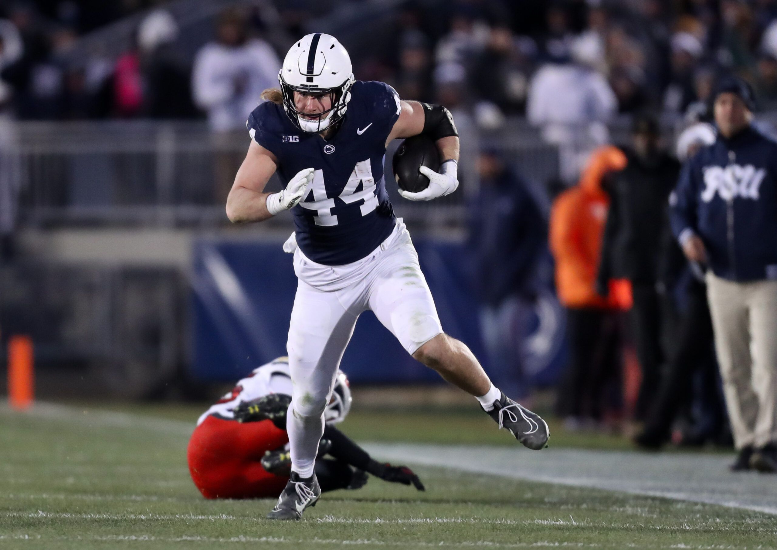 Penn State superstar Tyler Warren wears 44 for a reason