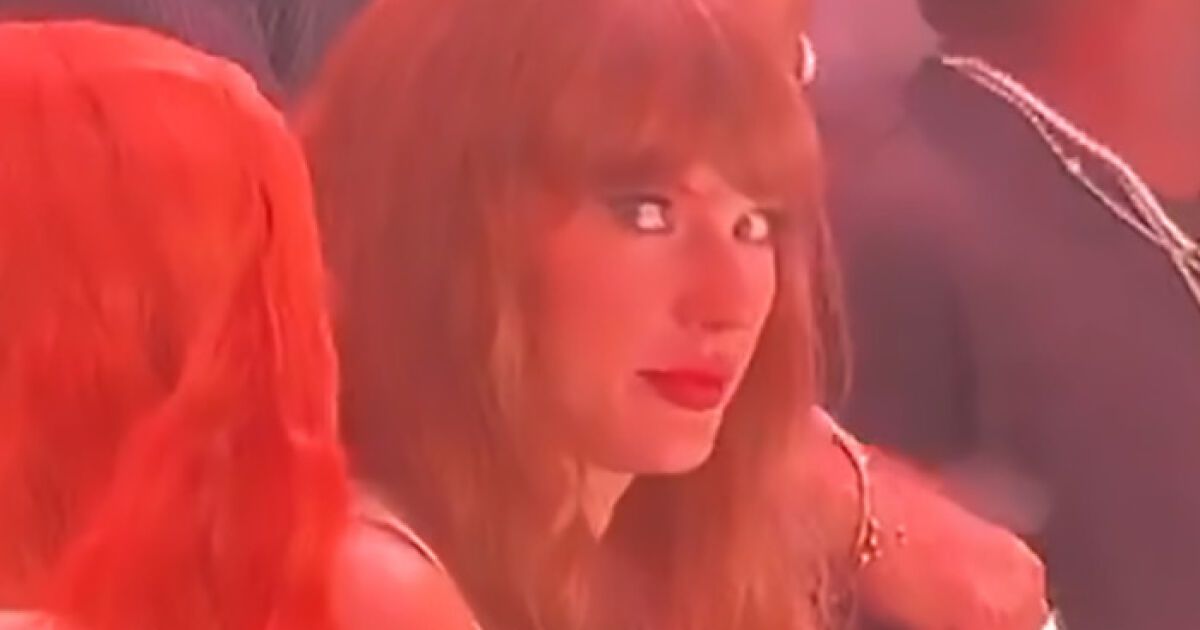 Taylor Swift Becomes A Viral Meme After Reacting To…