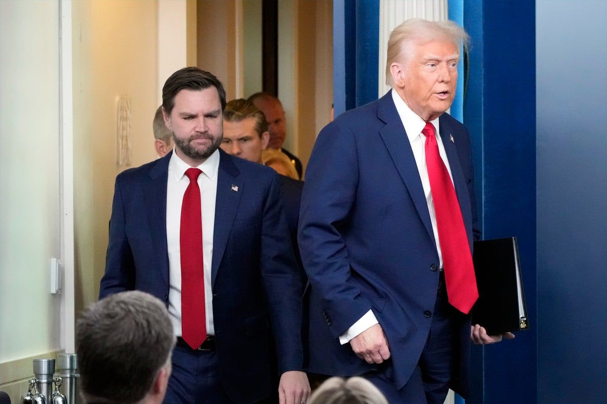 Trump says he does not view Vance as his successor in…