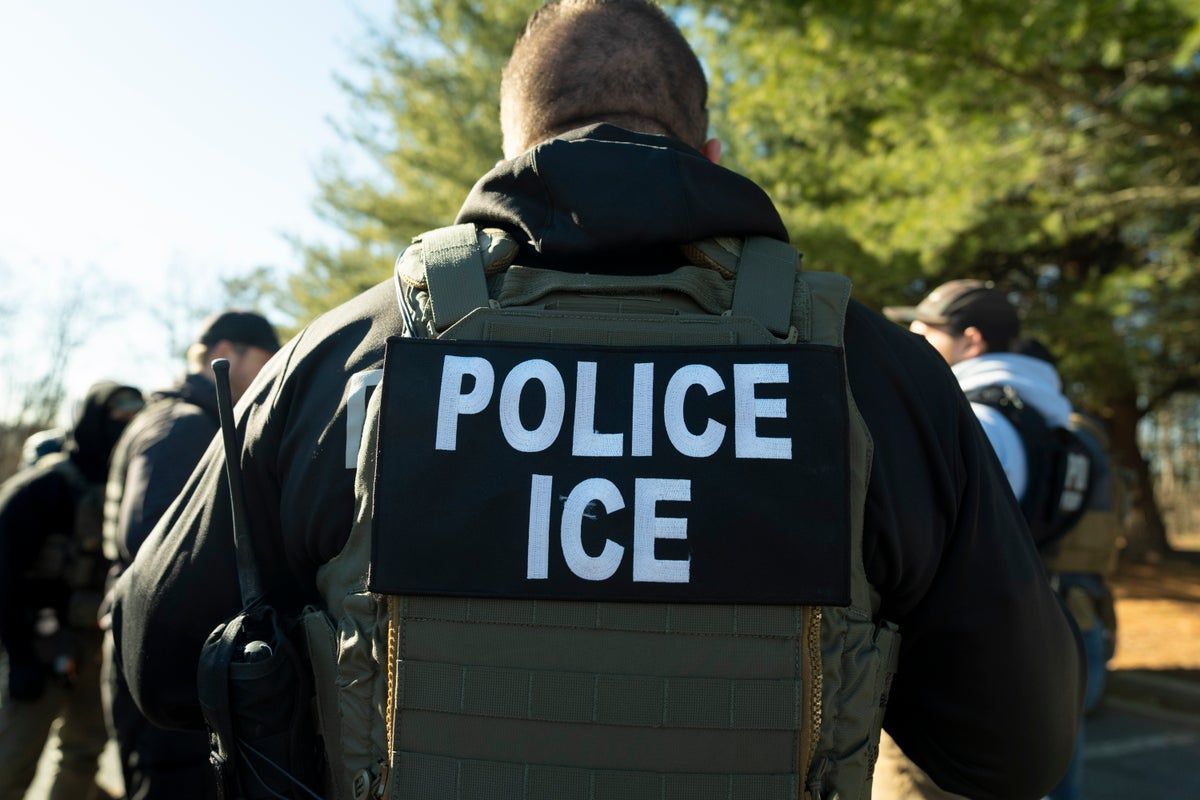FACT FOCUS: No foul play suspected in ICE van fire in…