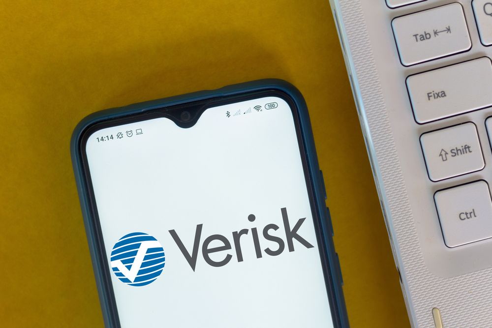Verisk Analytics Stock: Is Wall Street Bullish or…