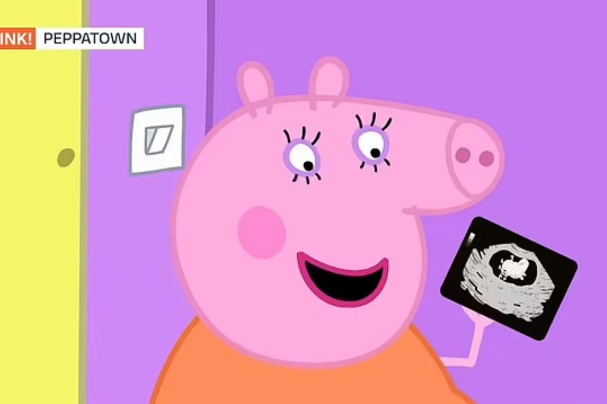 Moment Mummy Pig announces she is pregnant to Peppa…