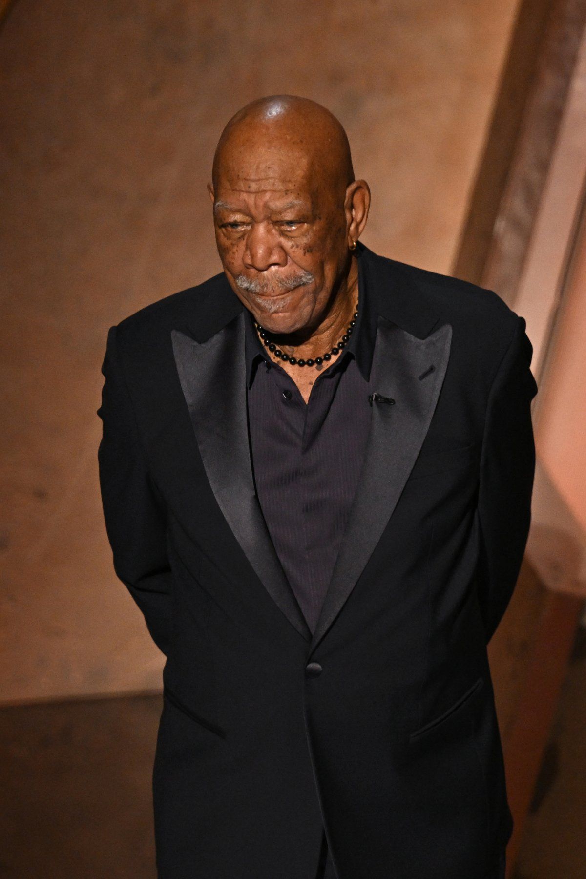Oscars In Memoriam: Morgan Freeman leads tribute to…