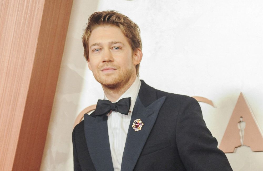 Joe Alwyn drops James Bond hint