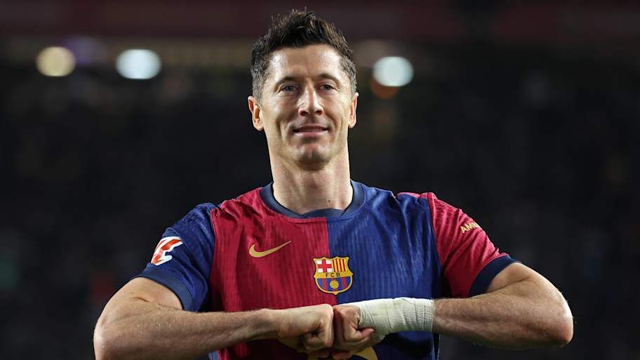 Sports Illustrated - Why Robert Lewandowski's Best…