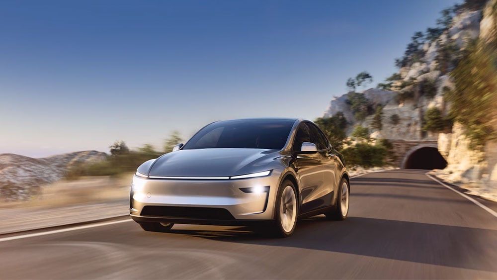 Tesla Stock Closes Below This Key Level For The First…