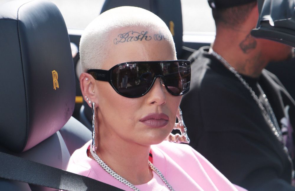 Amber Rose claims ex-boyfriend Kanye West pressured…