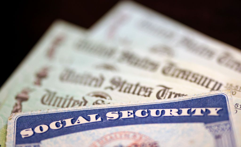 Former Social Security Commissioner Predicts Social…