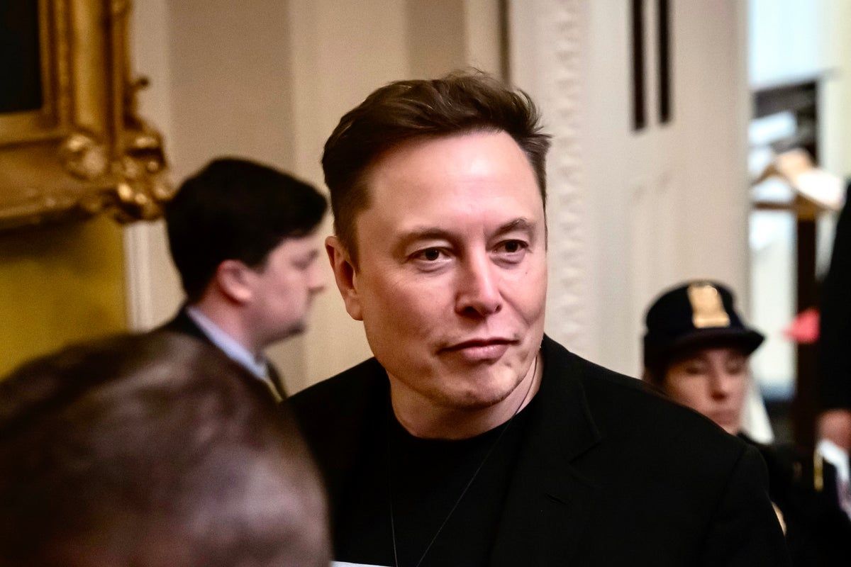 Musk’s bad day: Tesla’s stock tanks costing mogul $18…