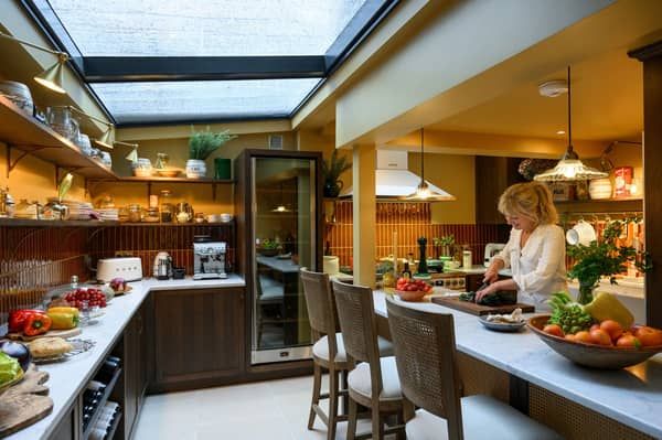 Clodagh McKenna's Chelsea kitchen is a masterclass in…