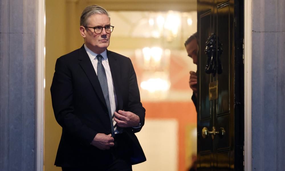 MPs tell No 10: frontbenchers could quit over…