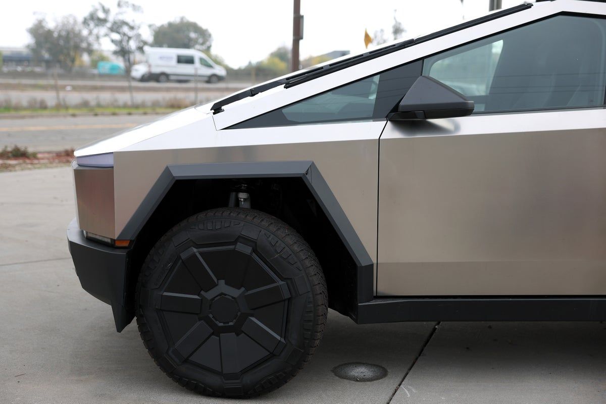 Tesla recalls all Cybertrucks after using wrong glue…