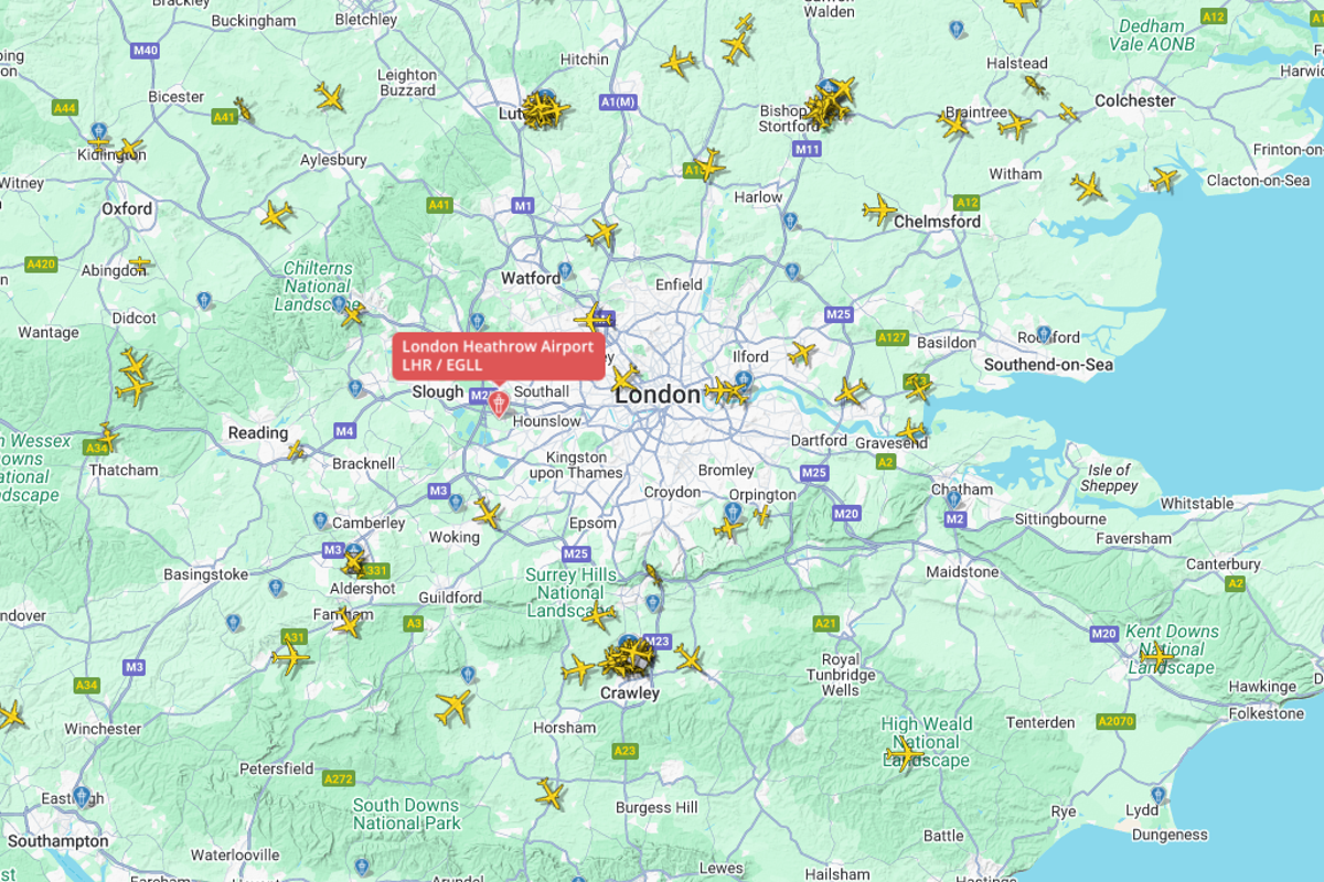 Heathrow flights map: Where are planes being diverted…