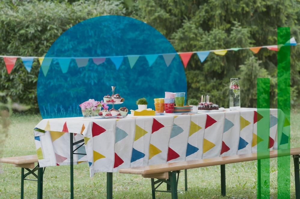 Ditch the balloons and swap the plastic toys for cake:…