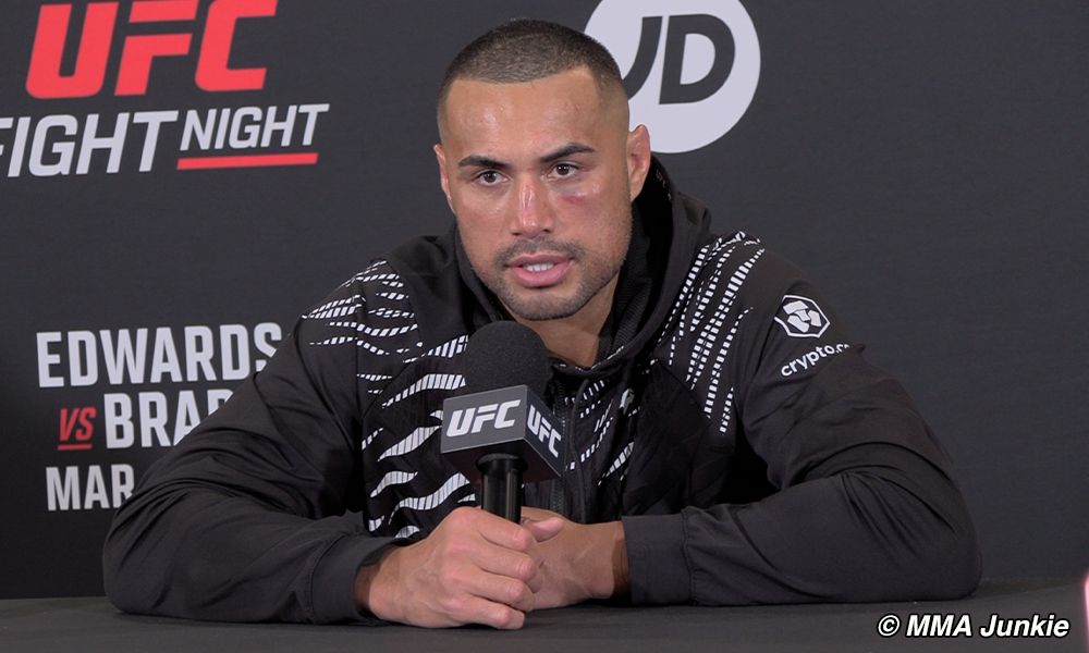 Title shot ‘100 percent’ Carlos Ulberg’s plan after…