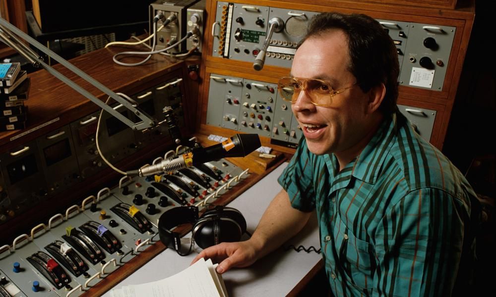 Andy Peebles, former Radio 1 DJ and presenter, dies…