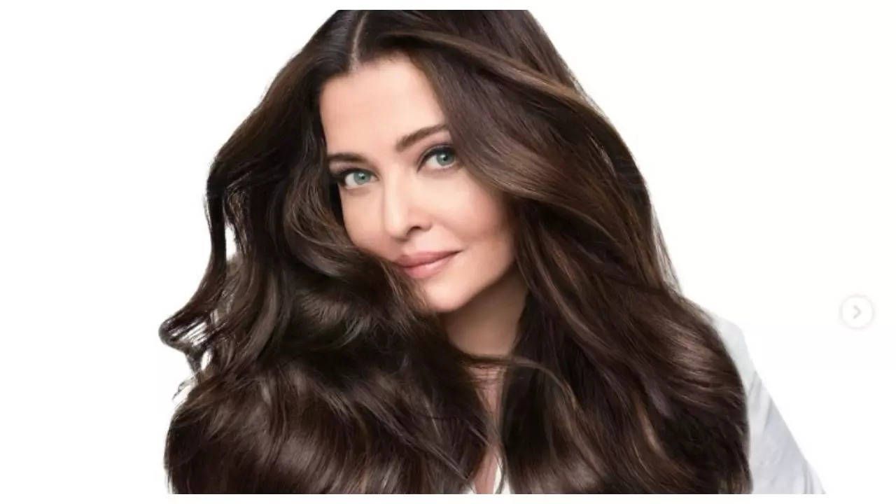 Aishwarya Rai Bachchan STUNS in minimal make-up for…