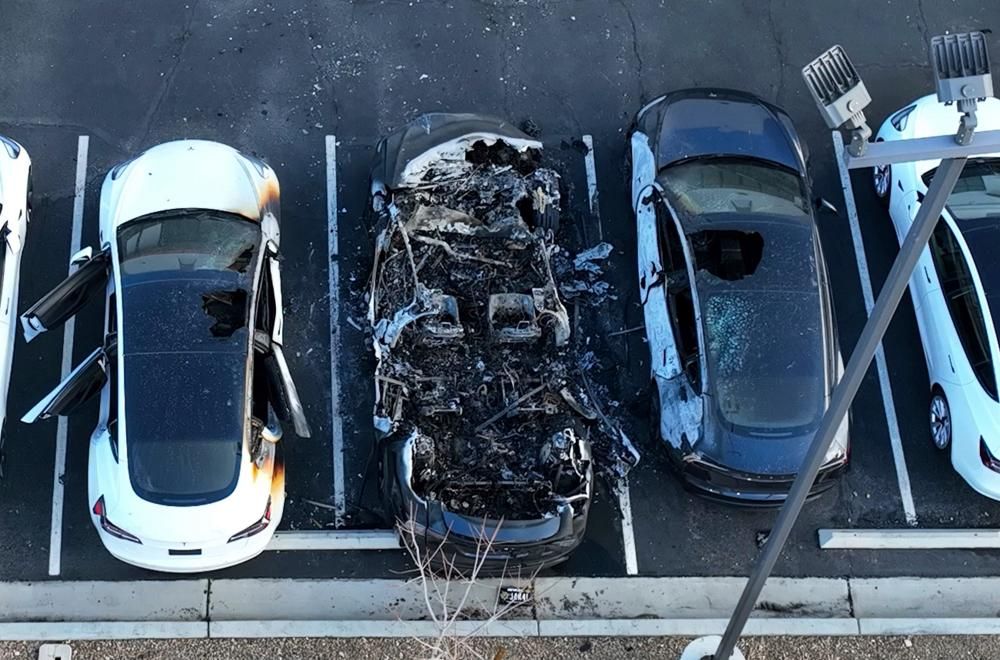 Las Vegas police arrest suspect in Tesla arson attack