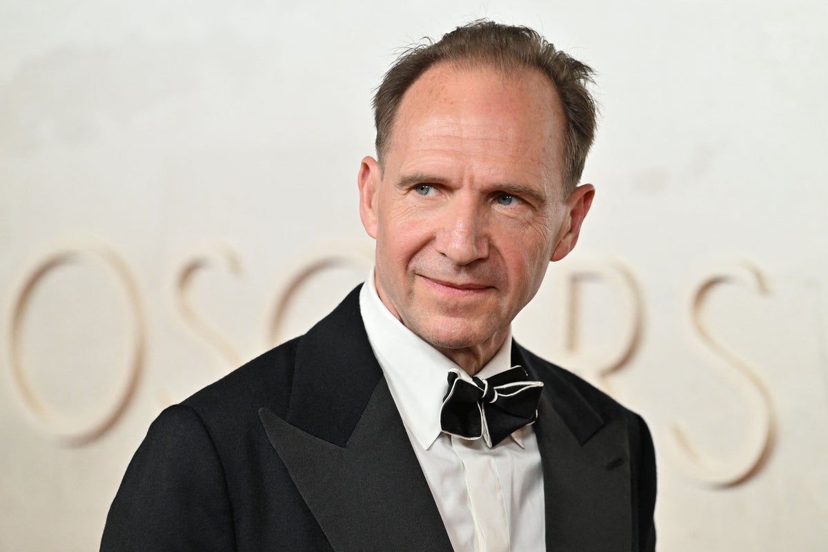 Ralph Fiennes shares strict regime that made him…