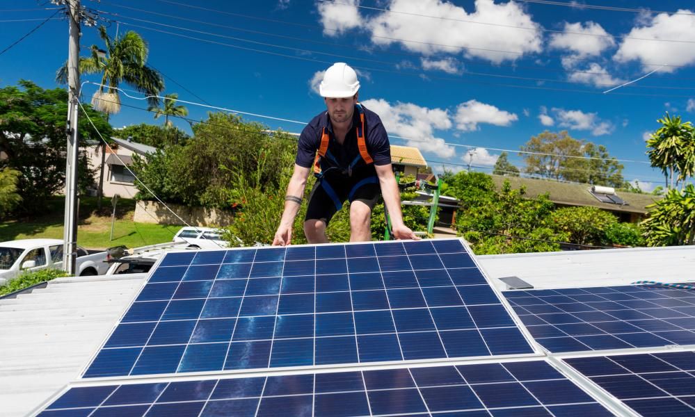 Labor’s home batteries policy could help people who…
