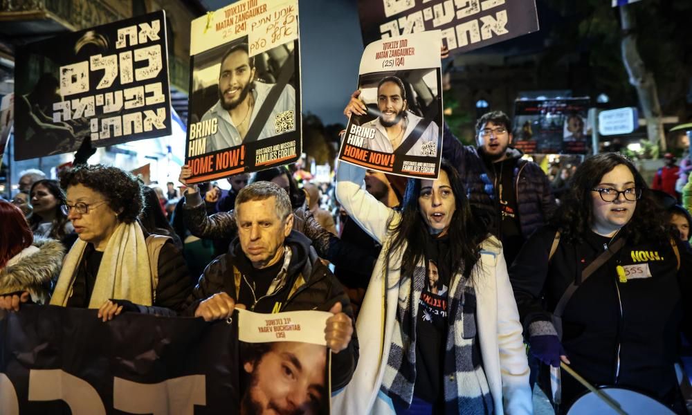 Hundreds of former Mossad operatives criticise…
