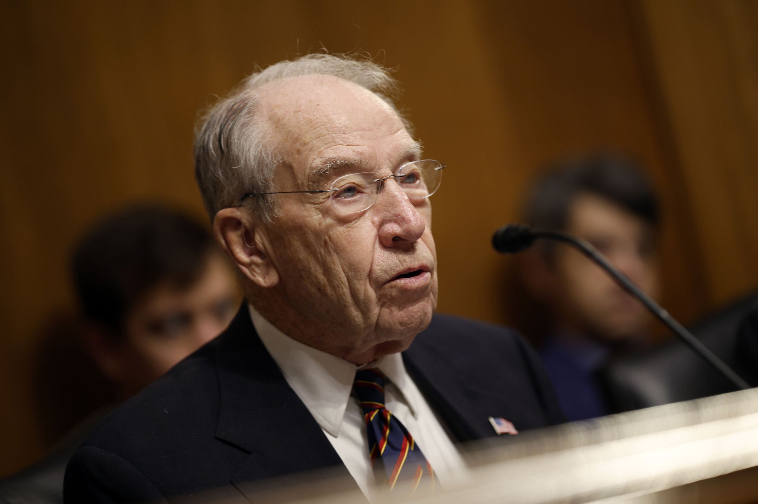GOP Sen. Chuck Grassley Faces Tough Town Hall And…