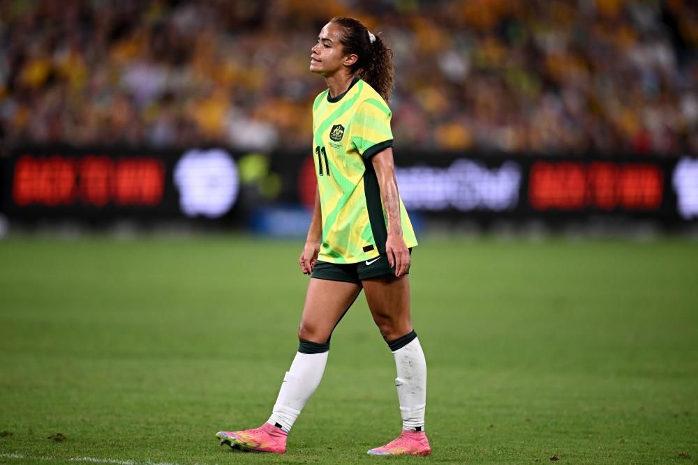 Mary Fowler’s ACL injury leaves Matildas facing up to…