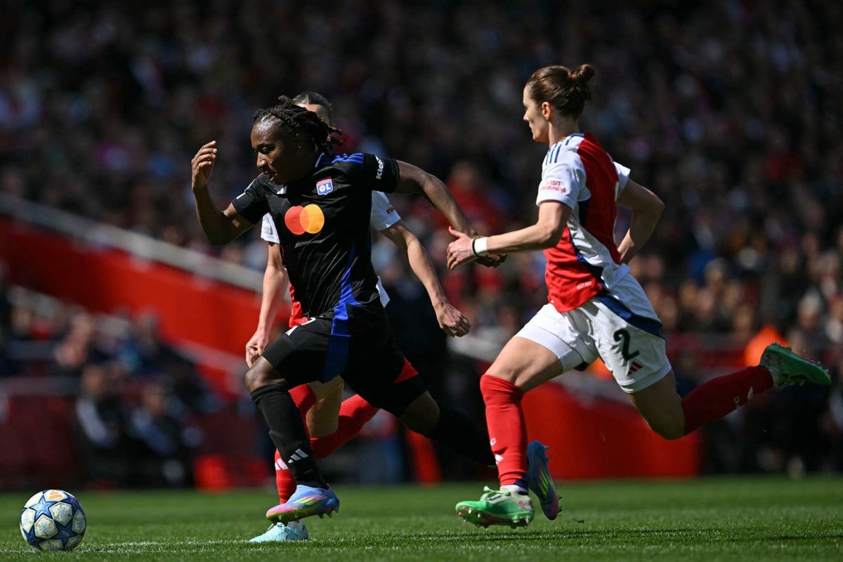 Arsenal vs Lyon LIVE: Gunners edged out in thrilling…