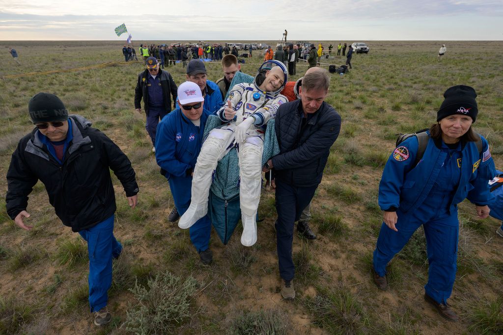 Soyuz MS-26 spacecraft brings NASA, Russia astronauts…