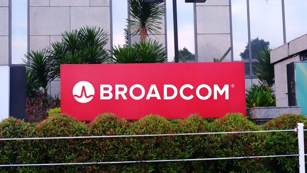 Broadcom Stock Is Plunging on China Export…