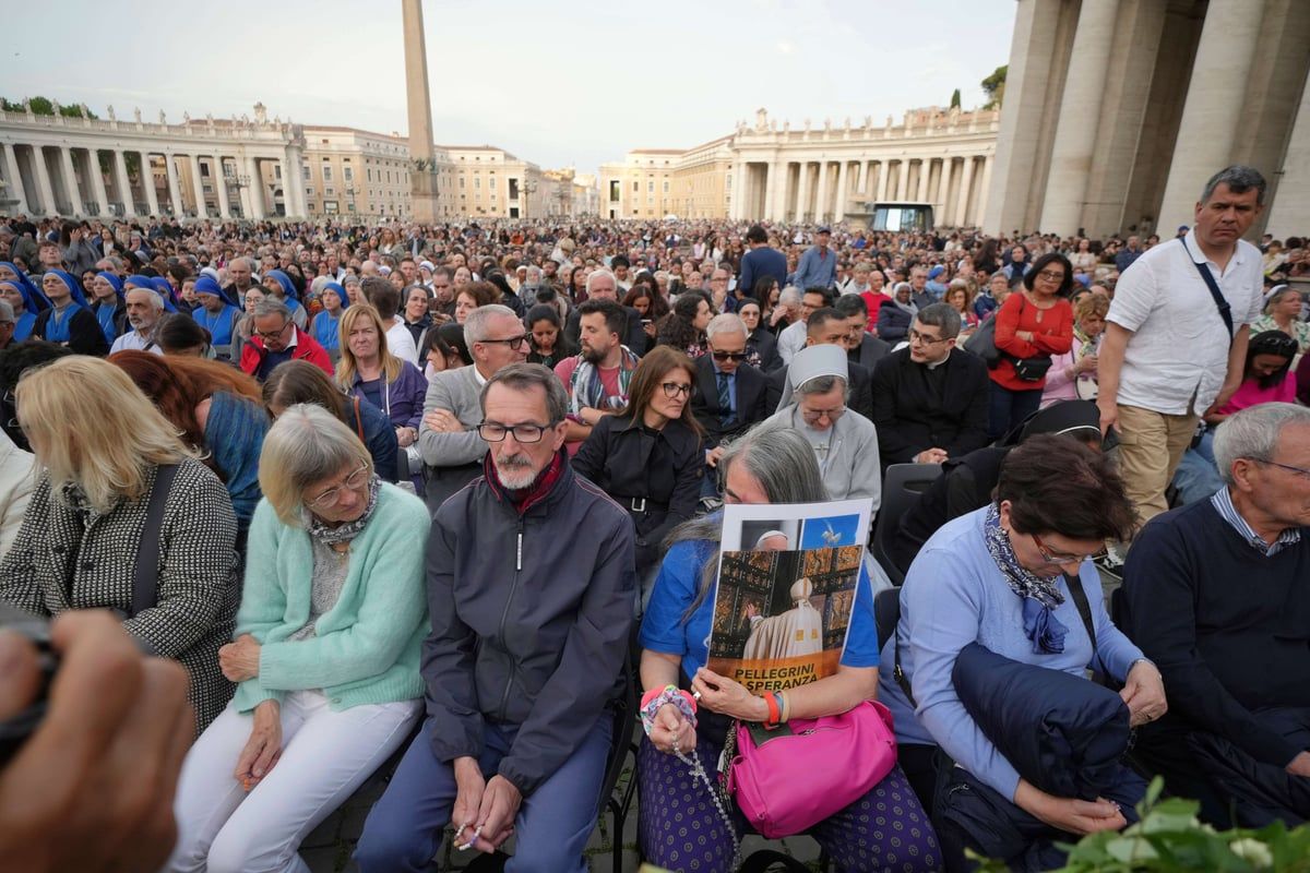 Cardinals to meet for first time since Pope’s death to…