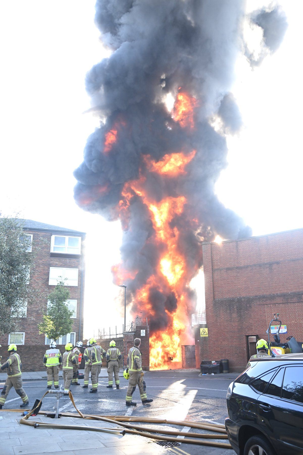 London fire LIVE: Fire brigade probes cause of huge…