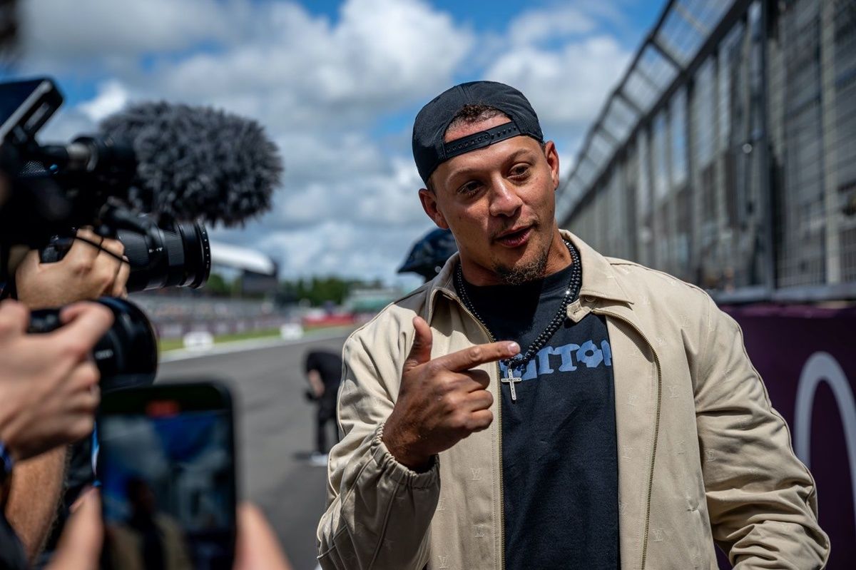 Patrick Mahomes arrives at Miami Grand Prix to support…