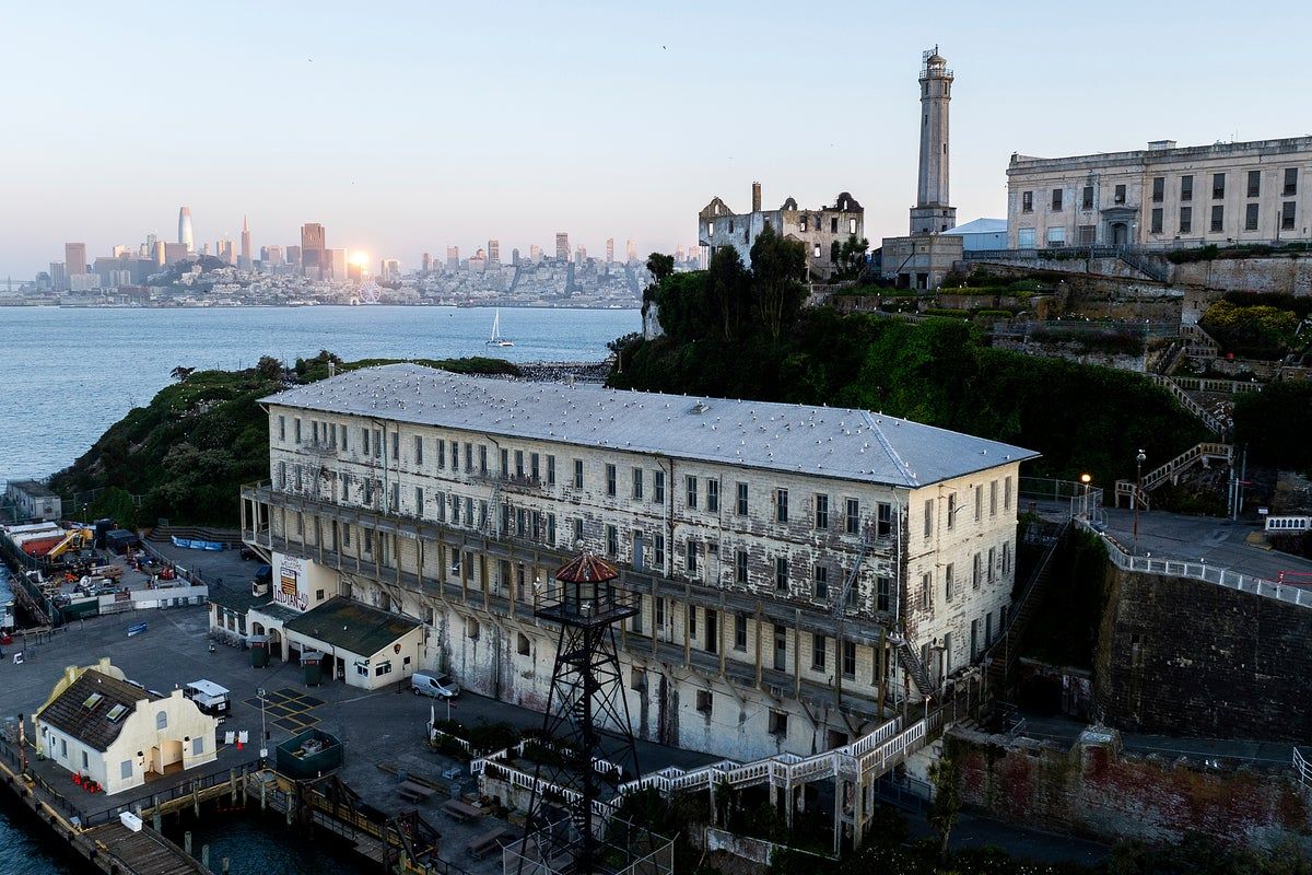 One of Alcatraz’s last living inmates speaks out on…