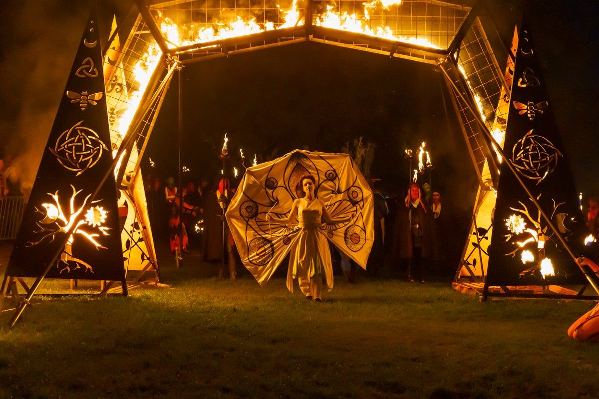 A Midsummer Night’s Dream on acid: Celtic tradition…