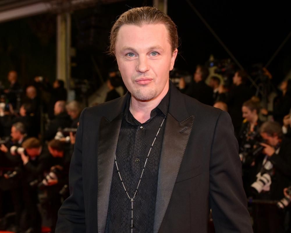 Michael Pitt arrested for alleged sexual assault and…