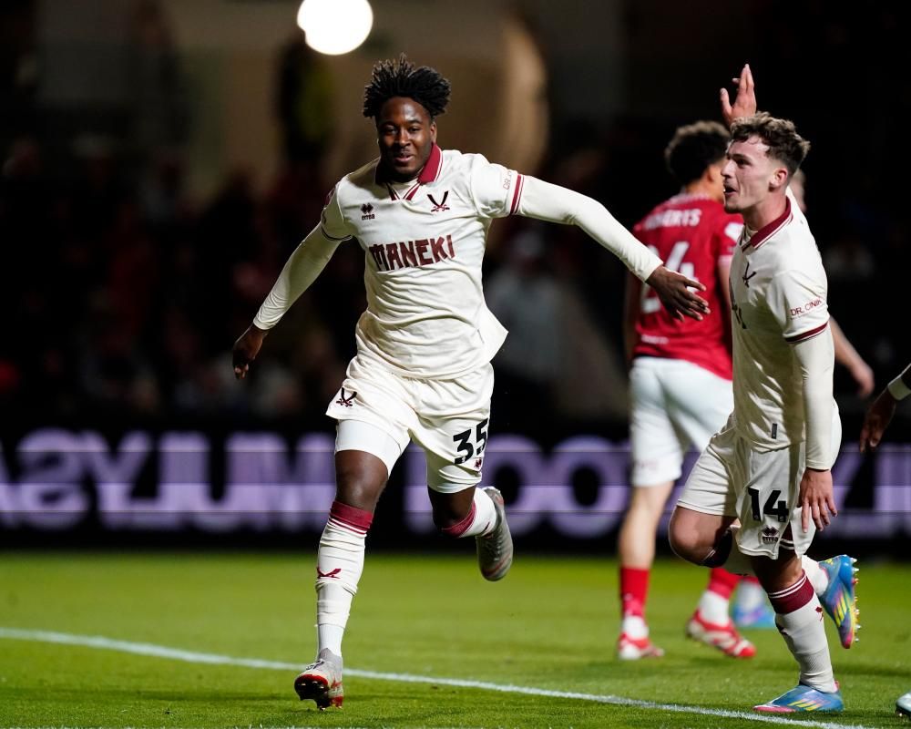 Sheffield United crush 10-man Bristol City to put one…
