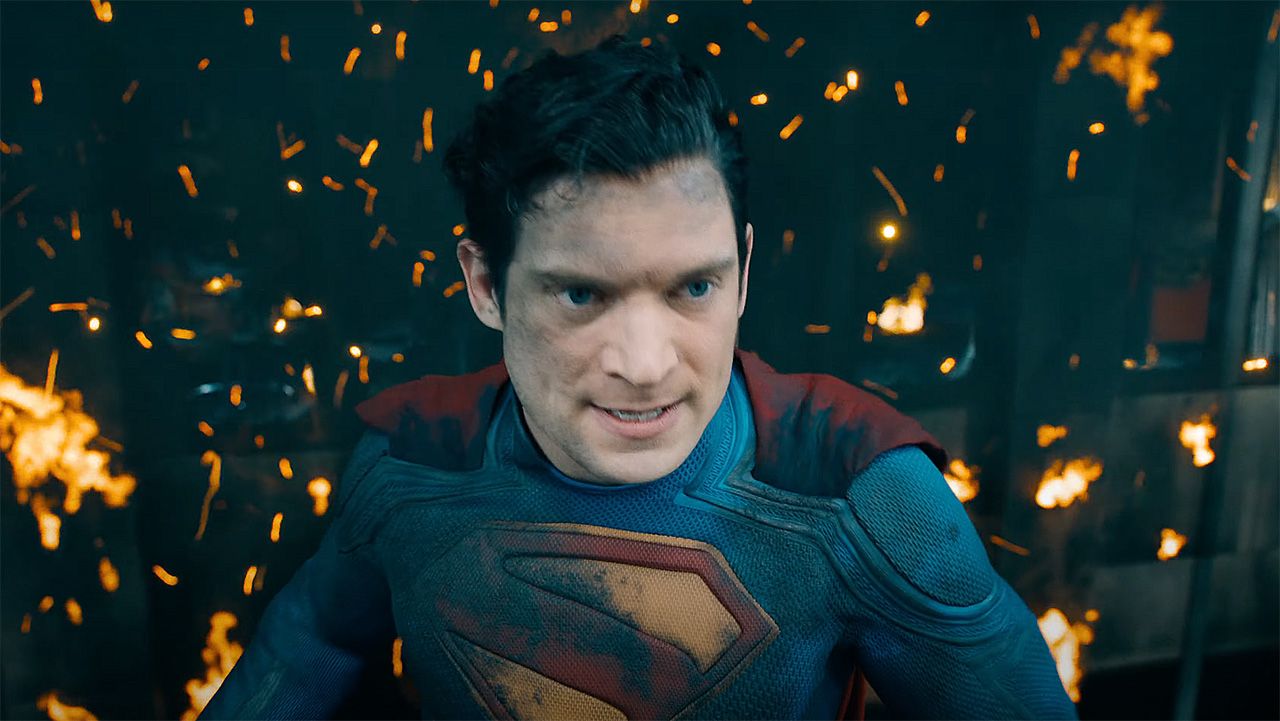New Superman trailer reveals another villain that…