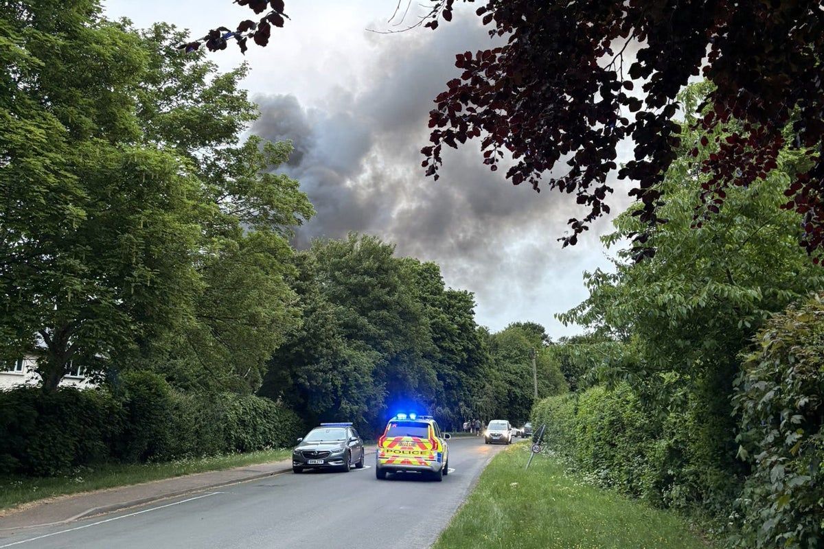 Bicester fire: ‘Multiple explosions’ heard at former…