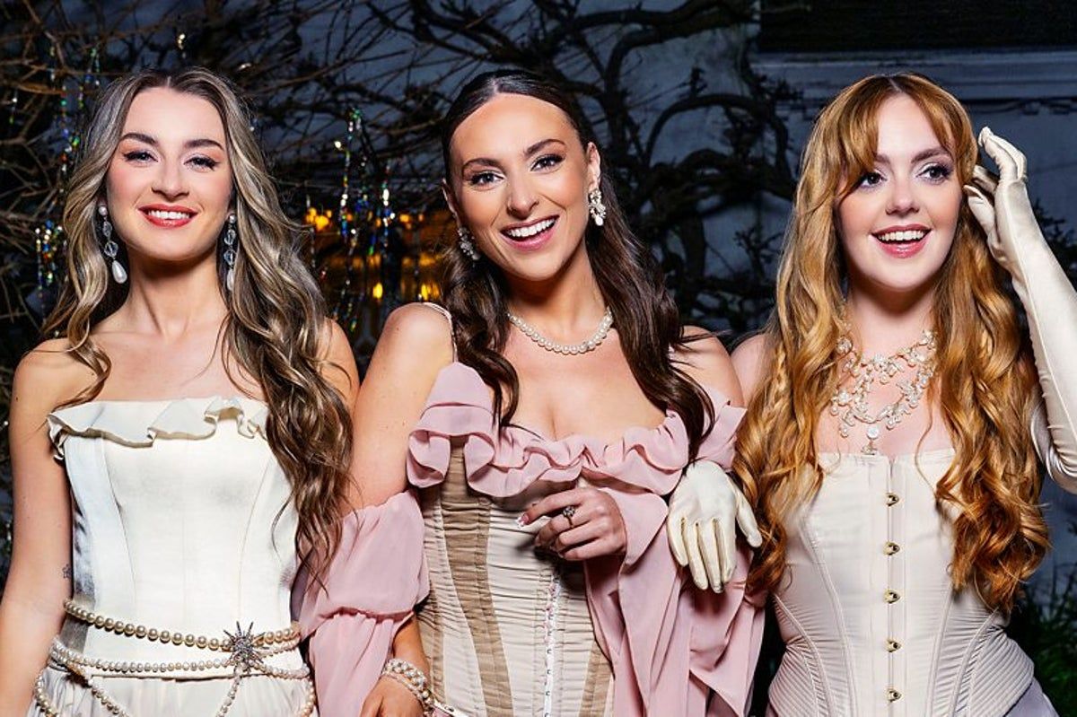 Remember Monday singer reveals she’s lost her wedding…