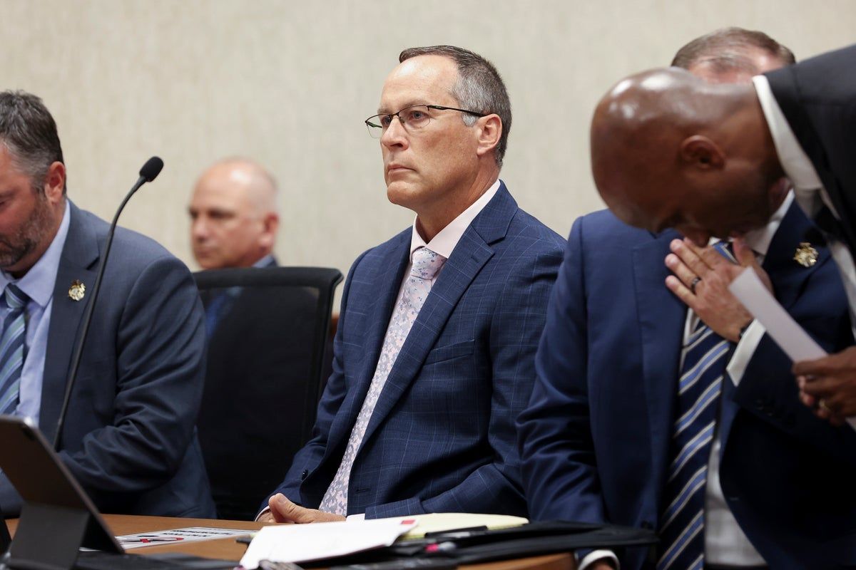 Judge throws out murder charge against Michigan…
