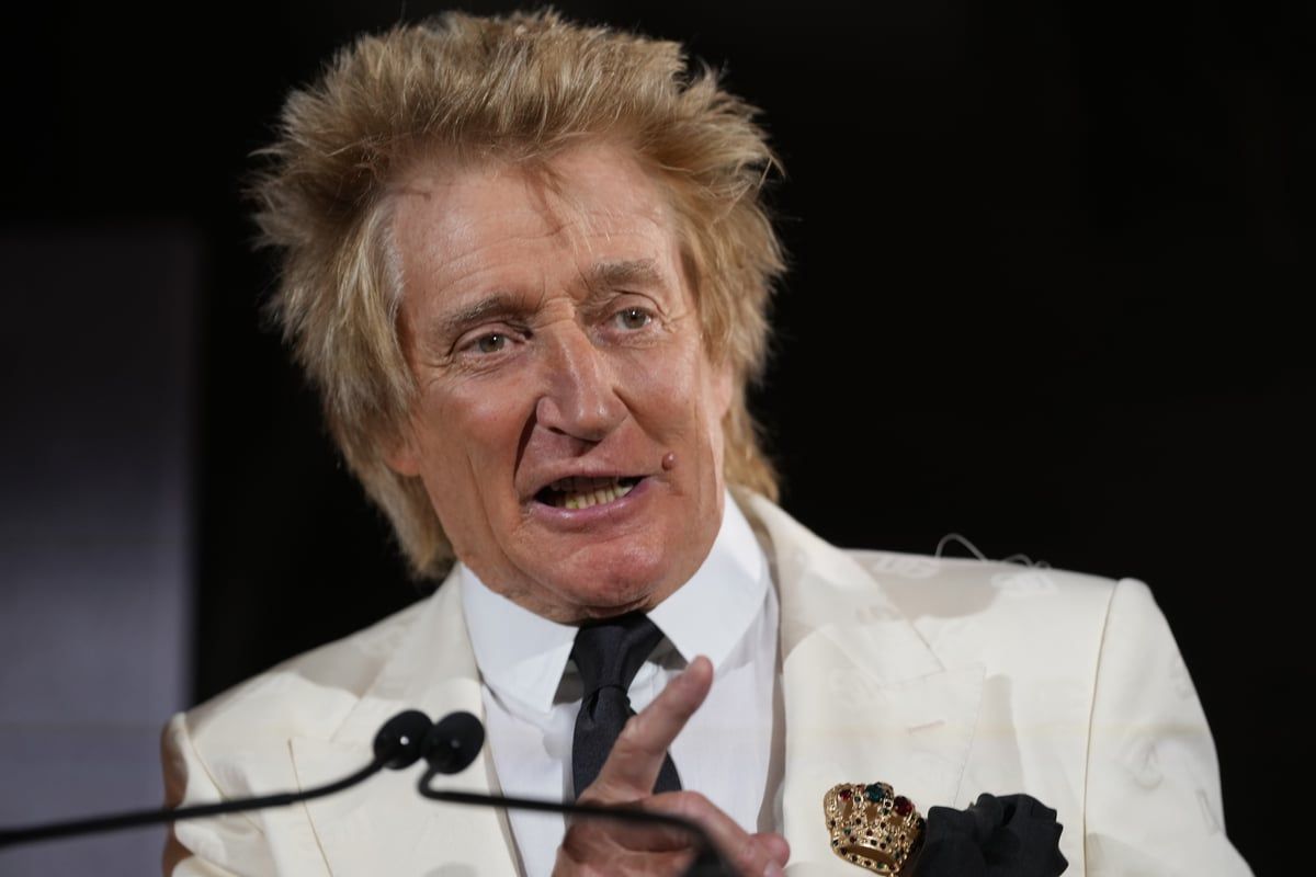 Rod Stewart cancels Las Vegas concert over health…