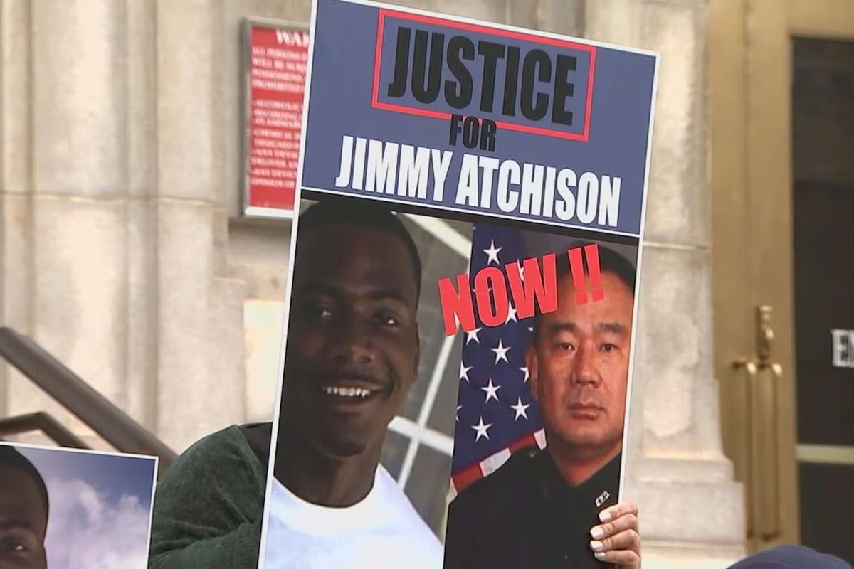 Judge dismisses murder charges against Atlanta officer…