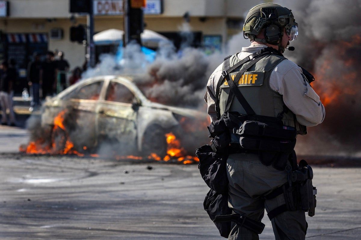 Los Angeles anti-ICE protests: Trump threat against…