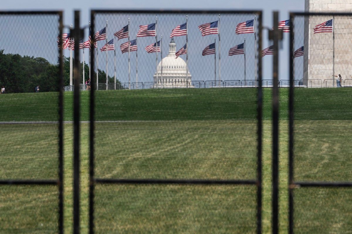 GOP senators break ranks on Trump’s military parade