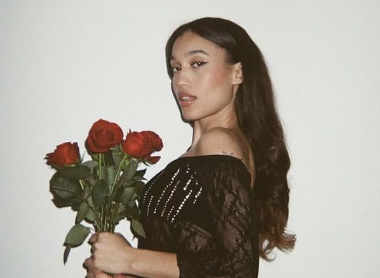 Why Did Nezza Sing the US National Anthem in Spanish…