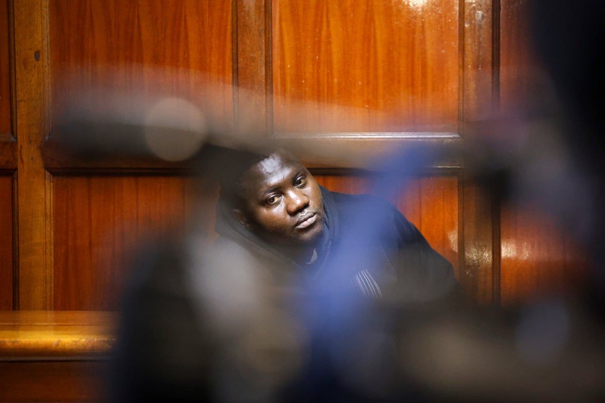 Kenya police boss steps aside after death of blogger…