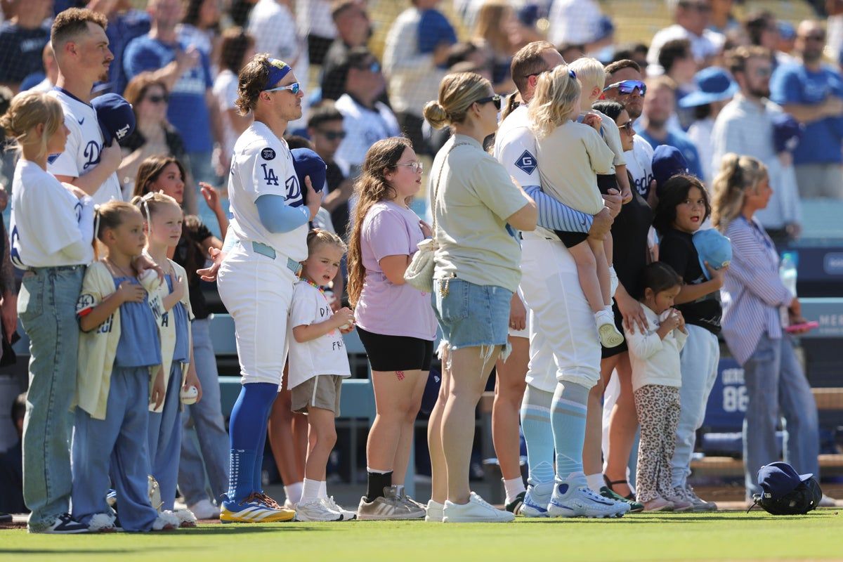 Nezza's Spanish anthem at Dodger Stadium ignites…