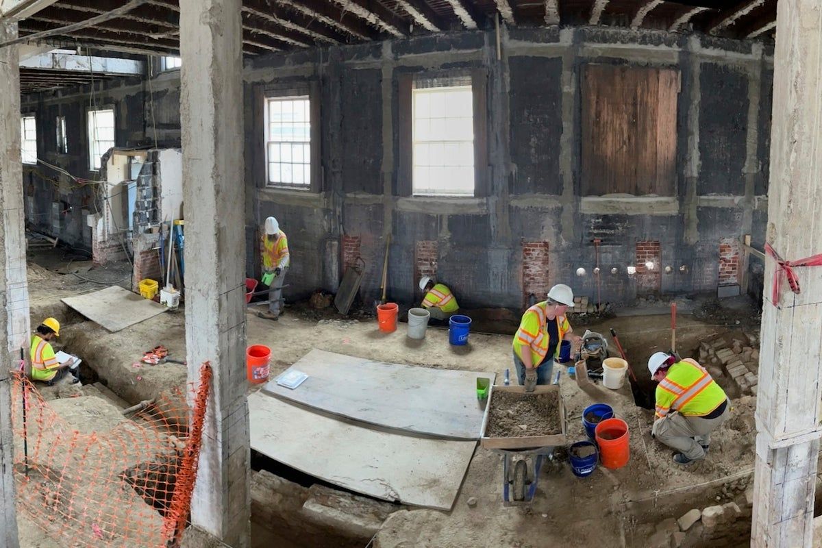 Archaeologists unearth historic remains of American…