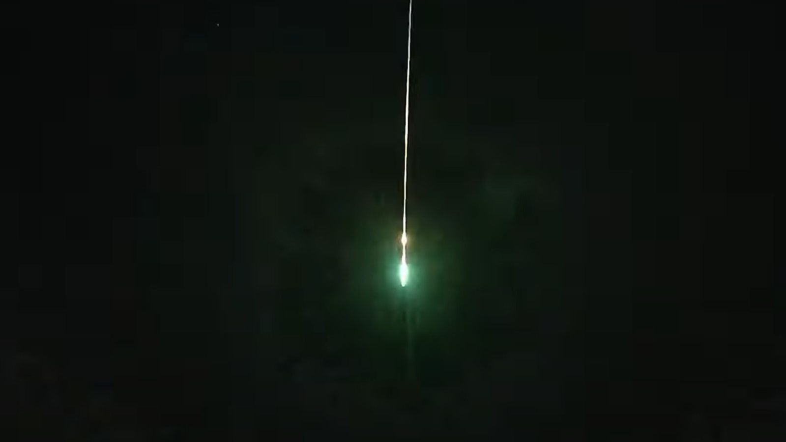 See a vivid green fireball light up the northeastern…